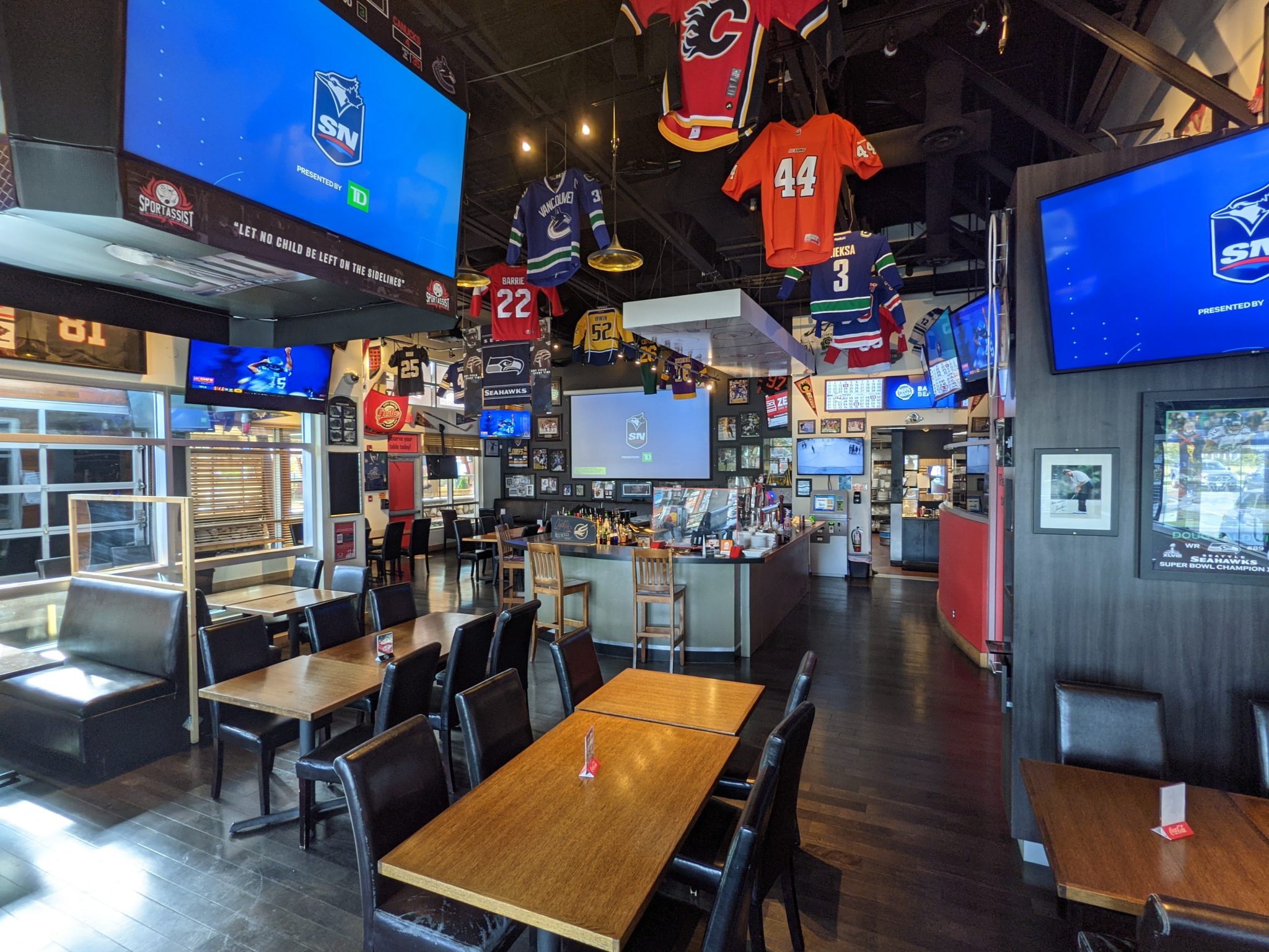Sports Bar - City Centre Grille